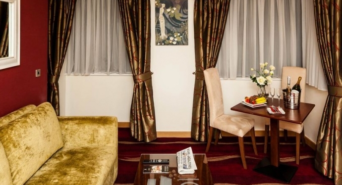 Icon Hotel, Luton awarded 4-star rating - HotelREZ Blog